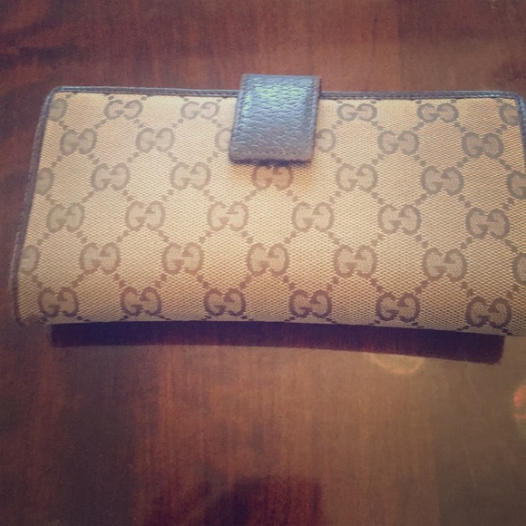 Bags | Gucci Wallet Authentic | Poshmark